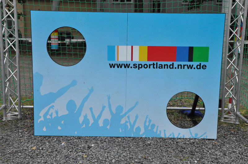 Torwand bedrucken & mieten - individuelle Torwand mit Branding